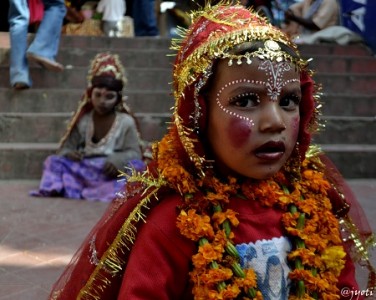 When Beggars Dress Up Like Gods: Begging In Style #PhotoNama | Youth Ki ...