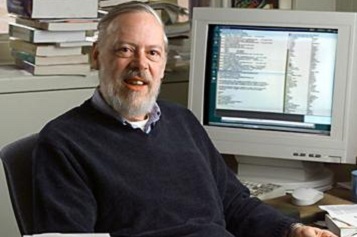 Remembering Dennis Ritchie: The Father of Modern Programming Languages ...