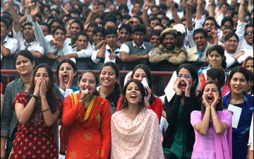 Marching to the Top: Women in Pakistan | Youth Ki Awaaz