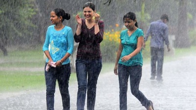 9 Monsoon Tips For A Safe And Happy Rainy Season | Youth Ki Awaaz ...