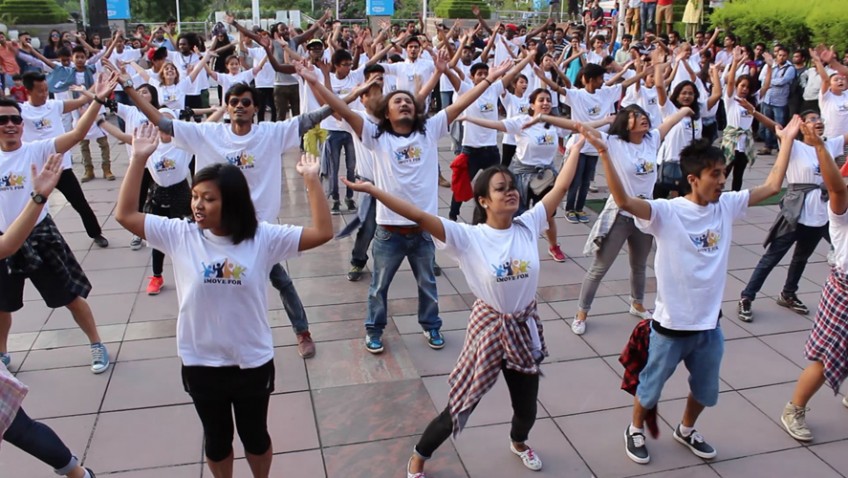 Flash Mob: When Delhi’s Youth Got Its Groove On For A Cause | Youth Ki ...
