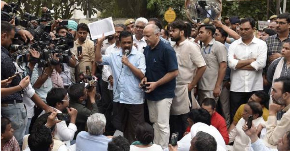 Delhi CM Arvind Kejriwal And The Fight Against The LG Office | Youth Ki ...