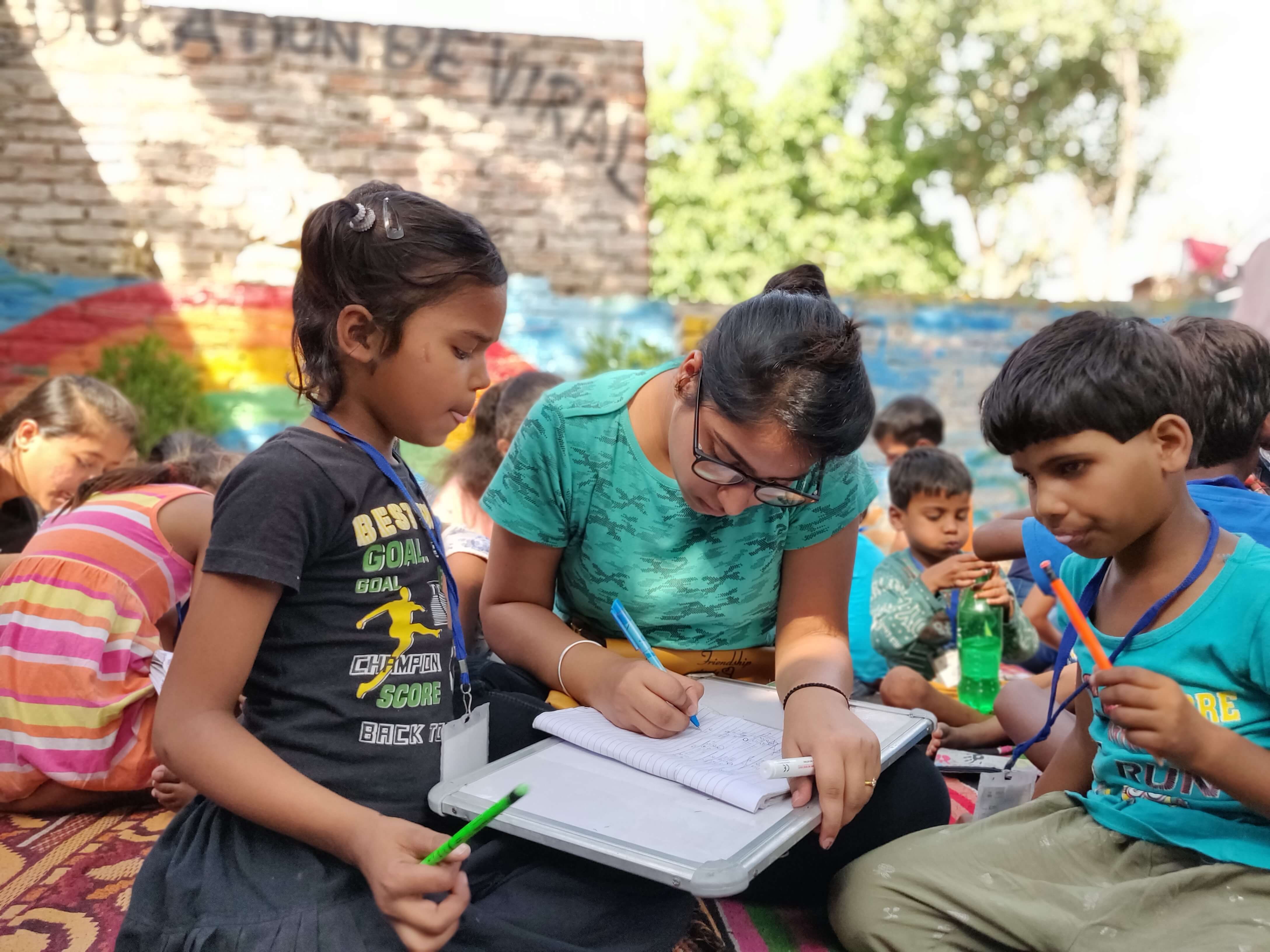 How Education Is Changing Lives Of Children On The Street | Youth Ki Awaaz