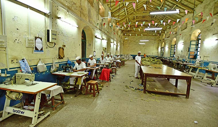 Pandemic Gives A Chance To See The Potential Of Prisoners | Youth Ki Awaaz