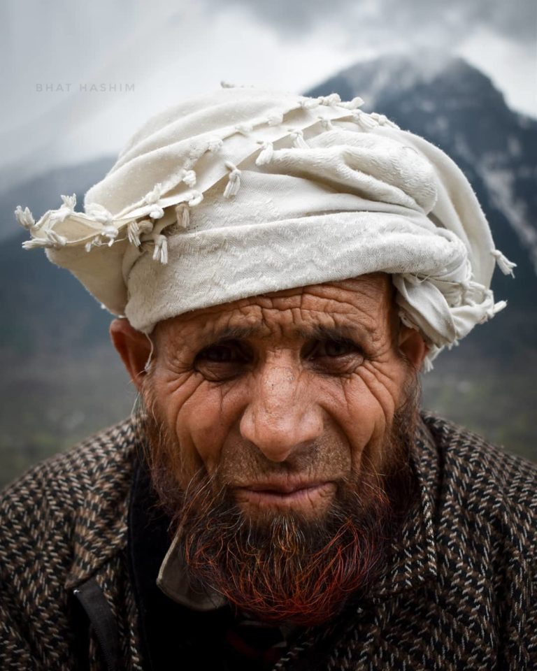 Meet Kashmir’s Hashim Tariq Bhat, The Young Author Of Two Photography ...