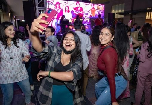 Vegas Mall Dwarka Women’s Day Celebration | Youth Ki Awaaz